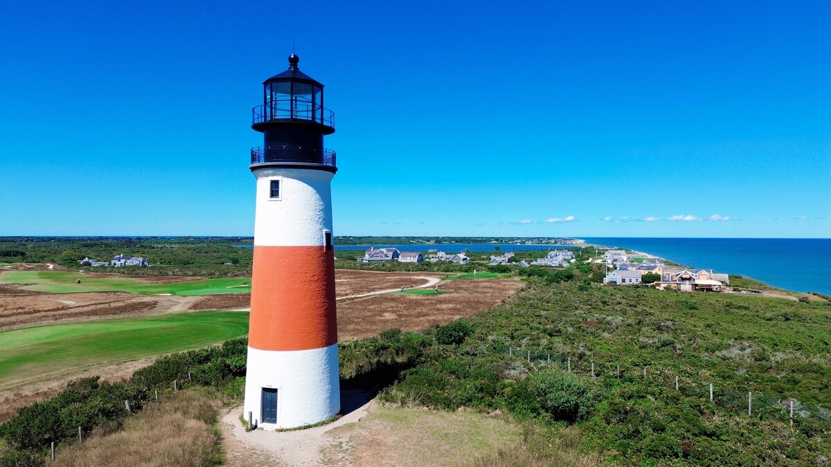 Martha's Vineyard Vs. Nantucket: Which Island Should You Visit?
